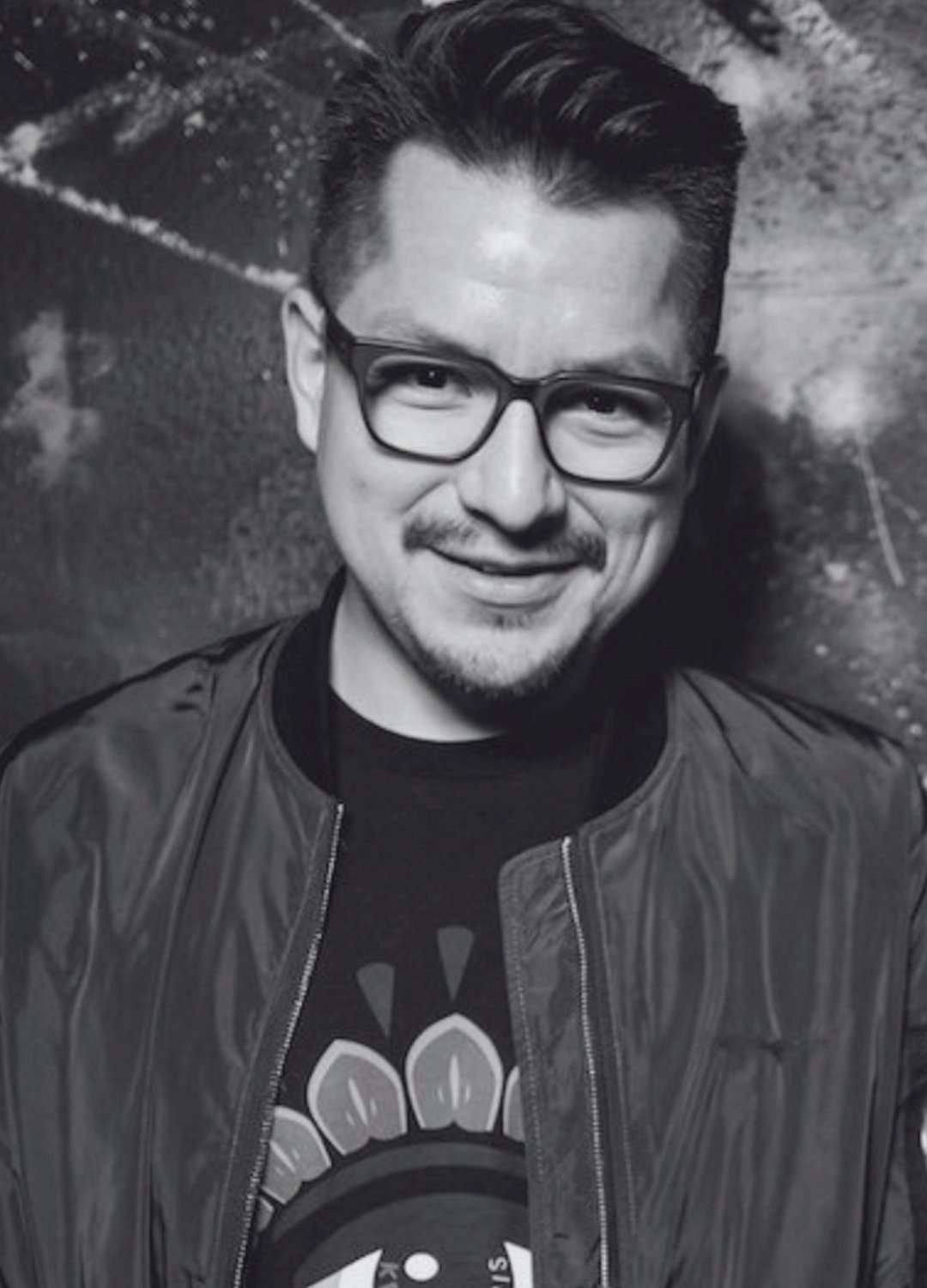 Emmanuel Gonzalez - Basic Wavez